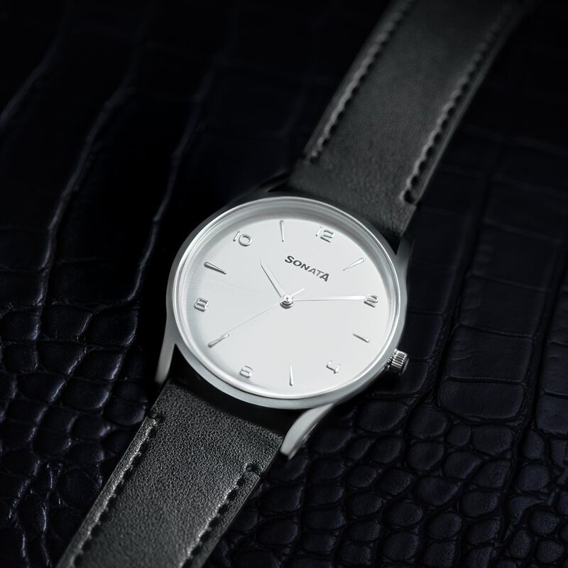 Buy Online Sonata Quartz Analog Silver Dial Black Leather Strap Watch ...